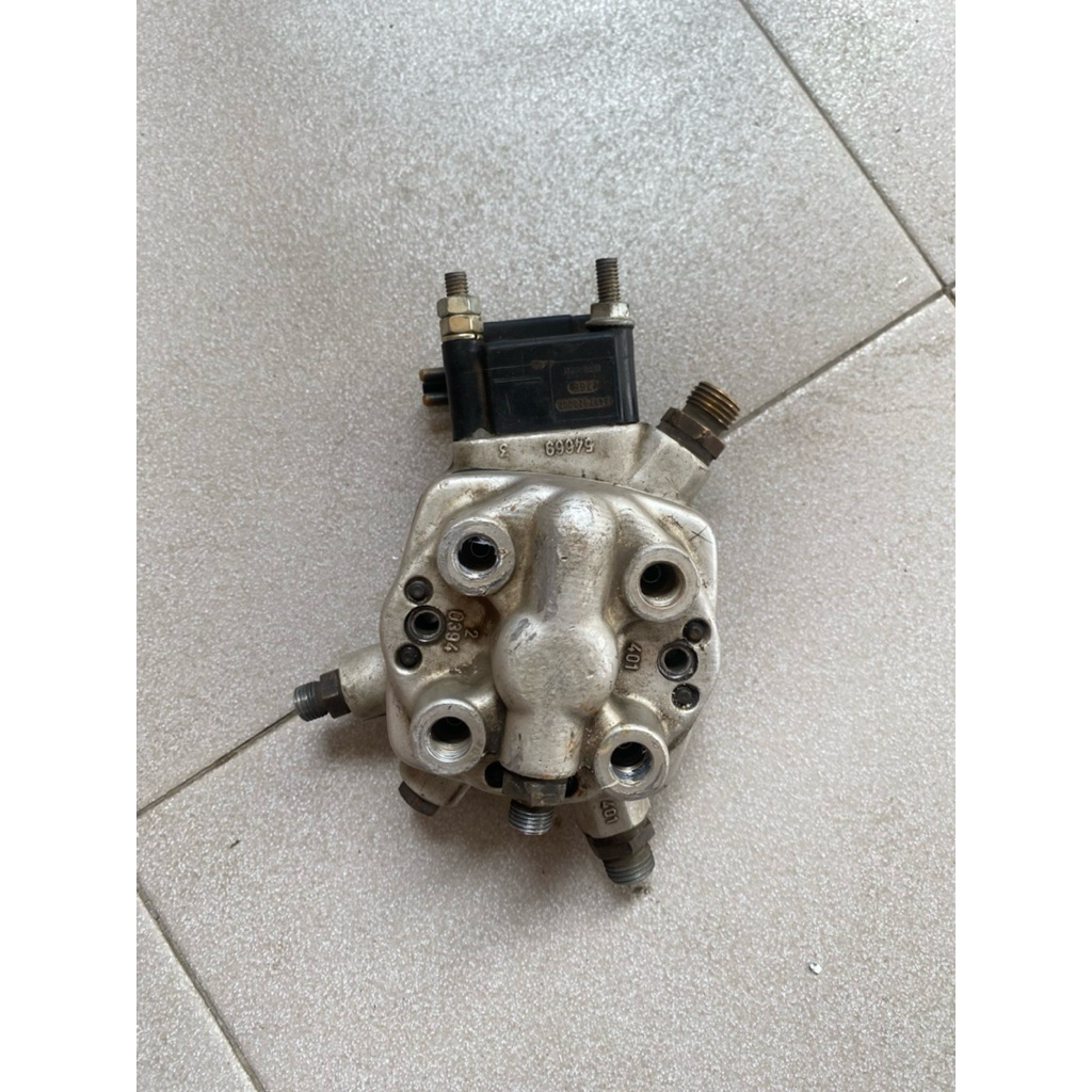 Jual fuel dist fueldisk fuel distributor dan actuator w124 boxer ...