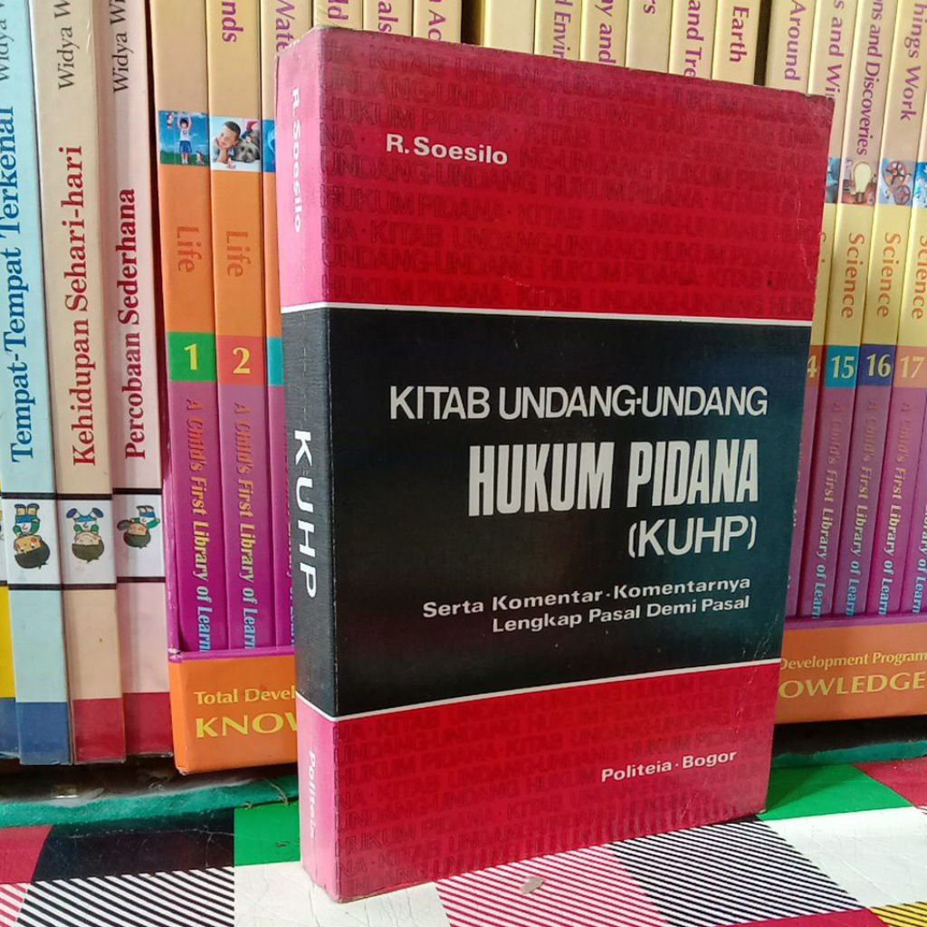 Jual R SOESILO KITAB UNDANG-UNDANG HUKUM PIDANA KUHP | Shopee Indonesia
