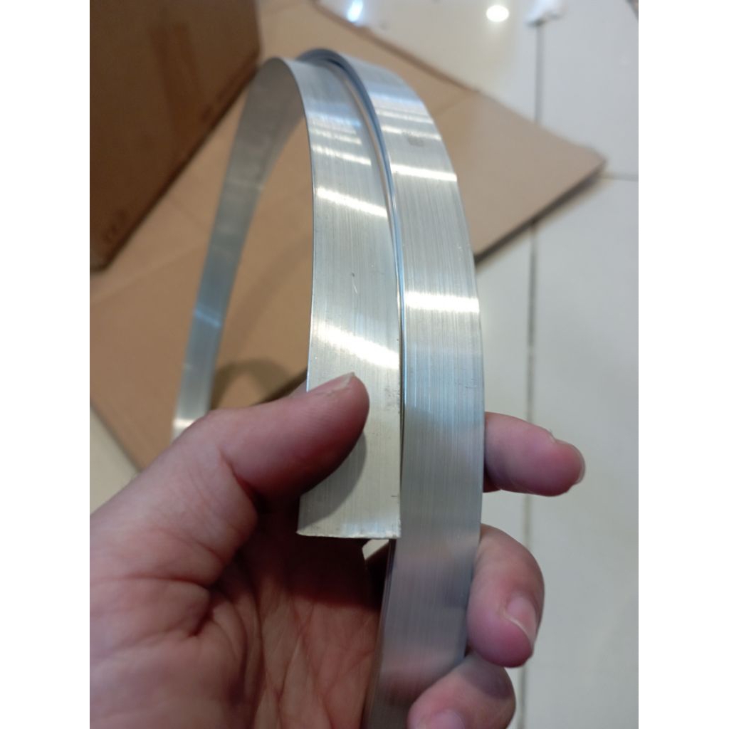 Jual Plat Strip Alumunium Tebal 1mm x 12mm x 6 meter | Shopee Indonesia