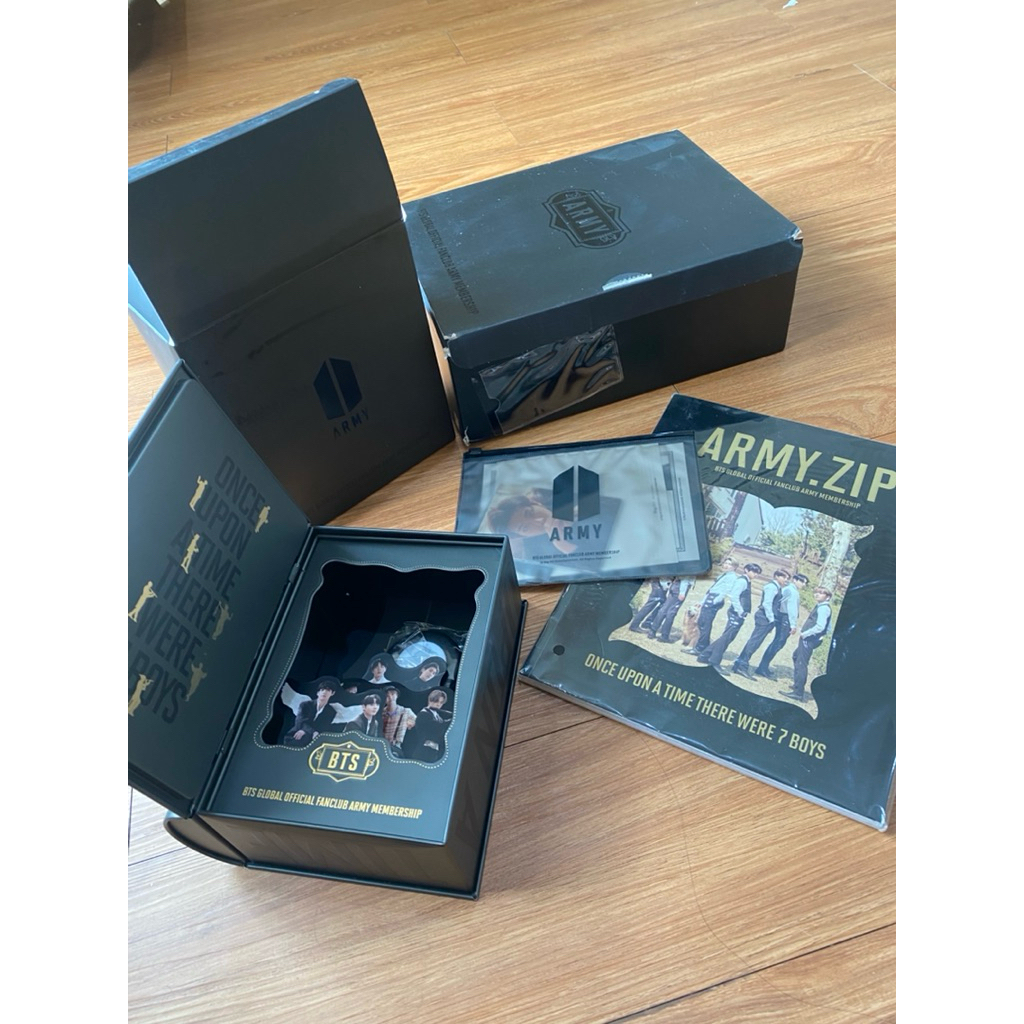 Jual BTS ARMY.ZIP ARMY Memebership Kit 7th gen full set | Shopee Indonesia