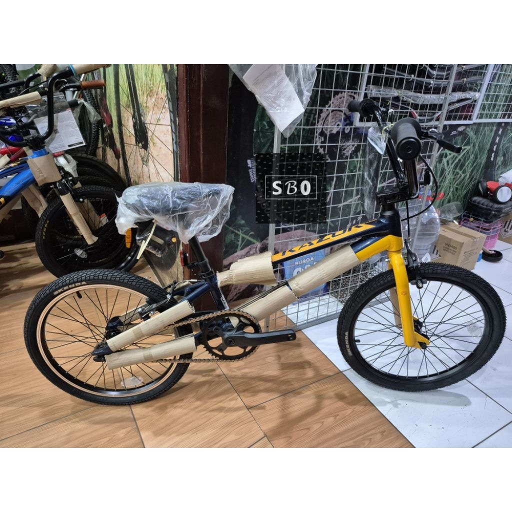 Jual Sepeda BMX 20" Polygon Razor Alloy TERBARU | Shopee Indonesia