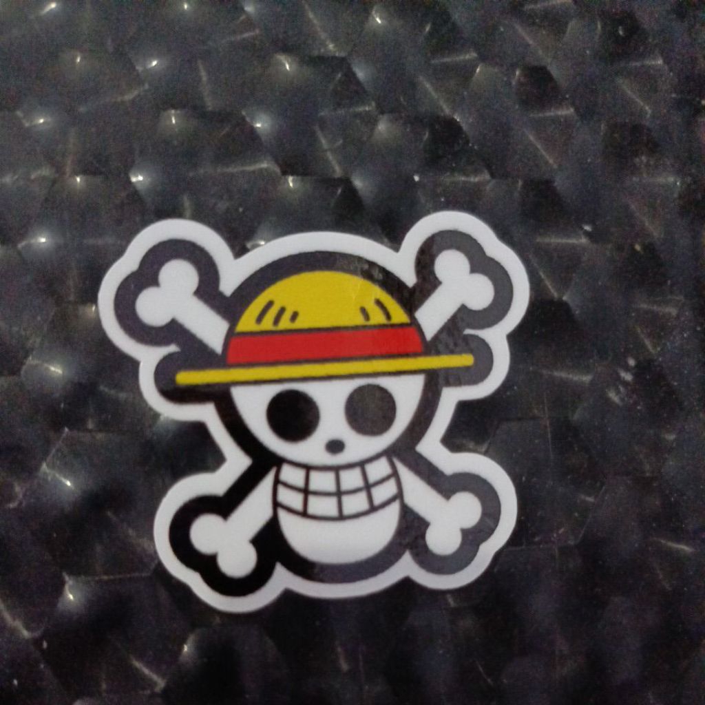 Jual STICKER LOGO ONE PIECE JOLLY ROGER LUFFY BAJAK LAUT STIKER MOTOR ...