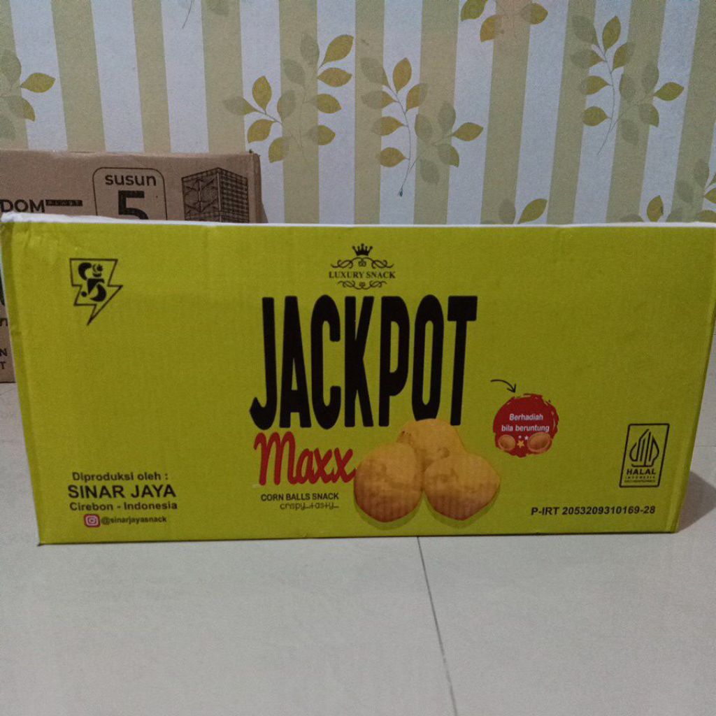 Jual 40 PCS (SEBOX) JACKPOT SNACK BERHADIAH BILA BERUNTUNG | Shopee ...