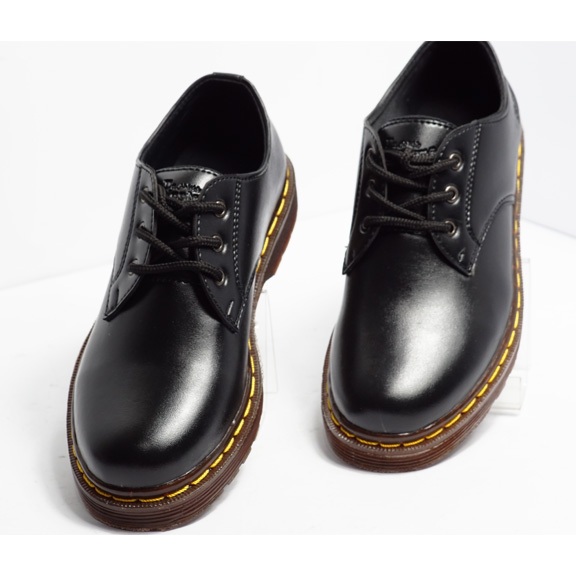 Jual Docmart Terlengkap & Harga Terbaru Mei 2026 | Shopee Indonesia