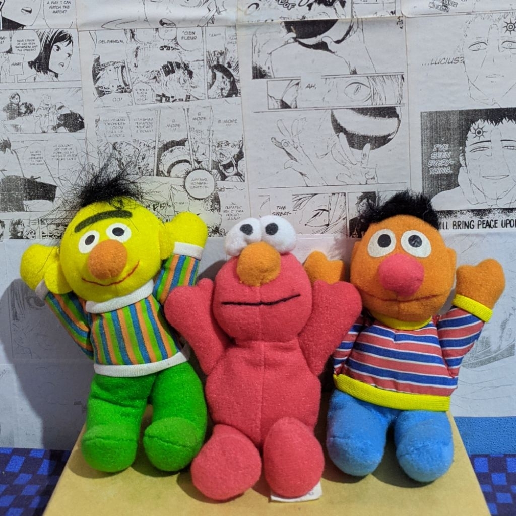 Jual Rare Vintage McDonald’s Sesame Street Set Elmo Ernie Bert Mini Beans Plush | Shopee Indonesia
