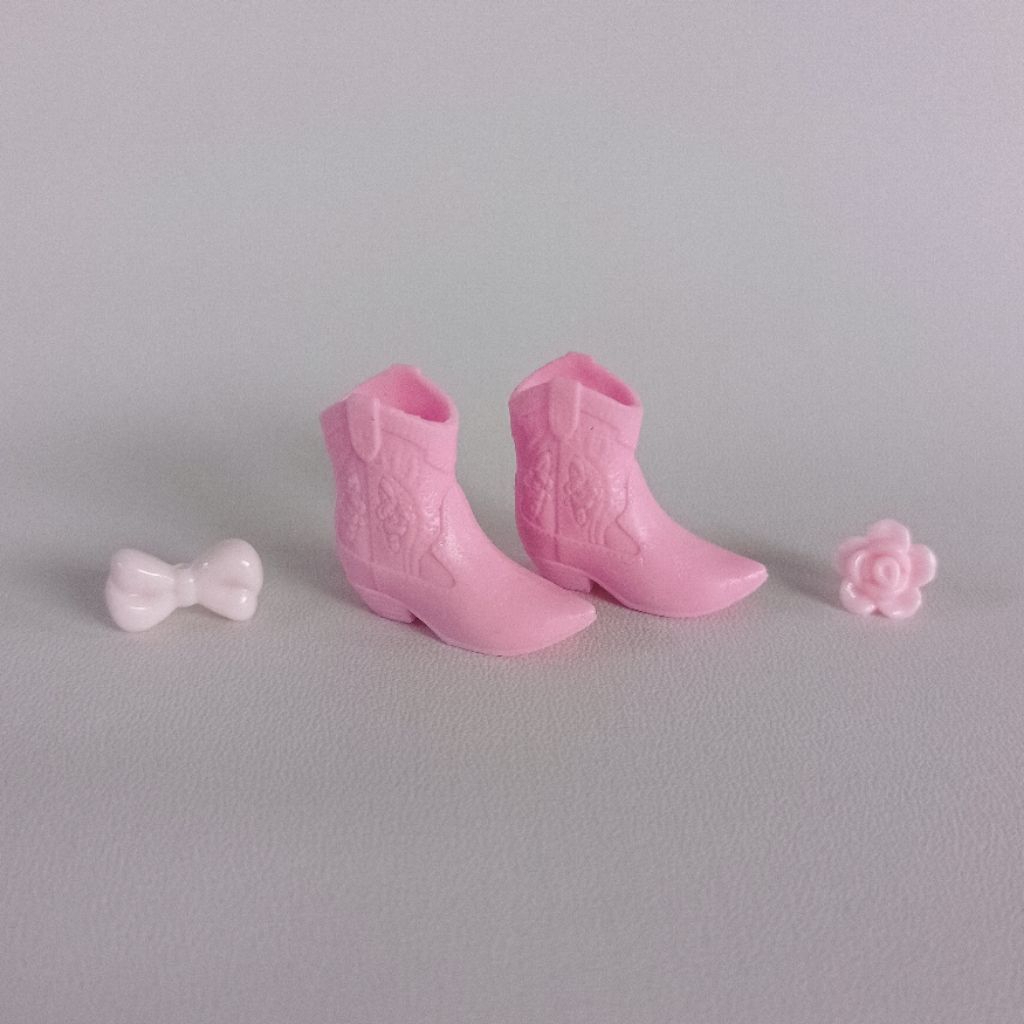 Jual Sepatu Boots Barbie Ori Mattel – Pink Fashion Boots | Sepatu ...
