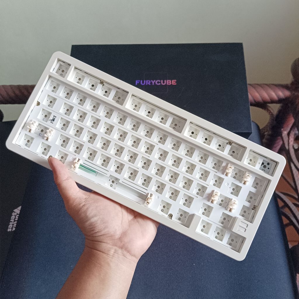 Jual Keyboard Barebone Furycube F75 - Cream White (2nd) | Shopee Indonesia