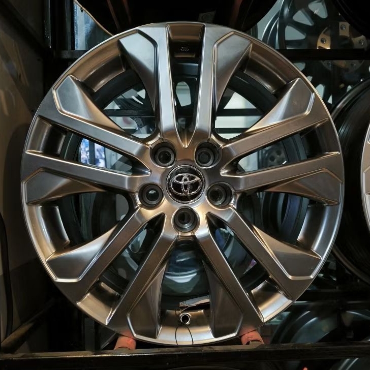 Jual 4 buah Velg Toyota Innova Zenix Type Q 18x8.0 5H 114.3 et35 warna ...