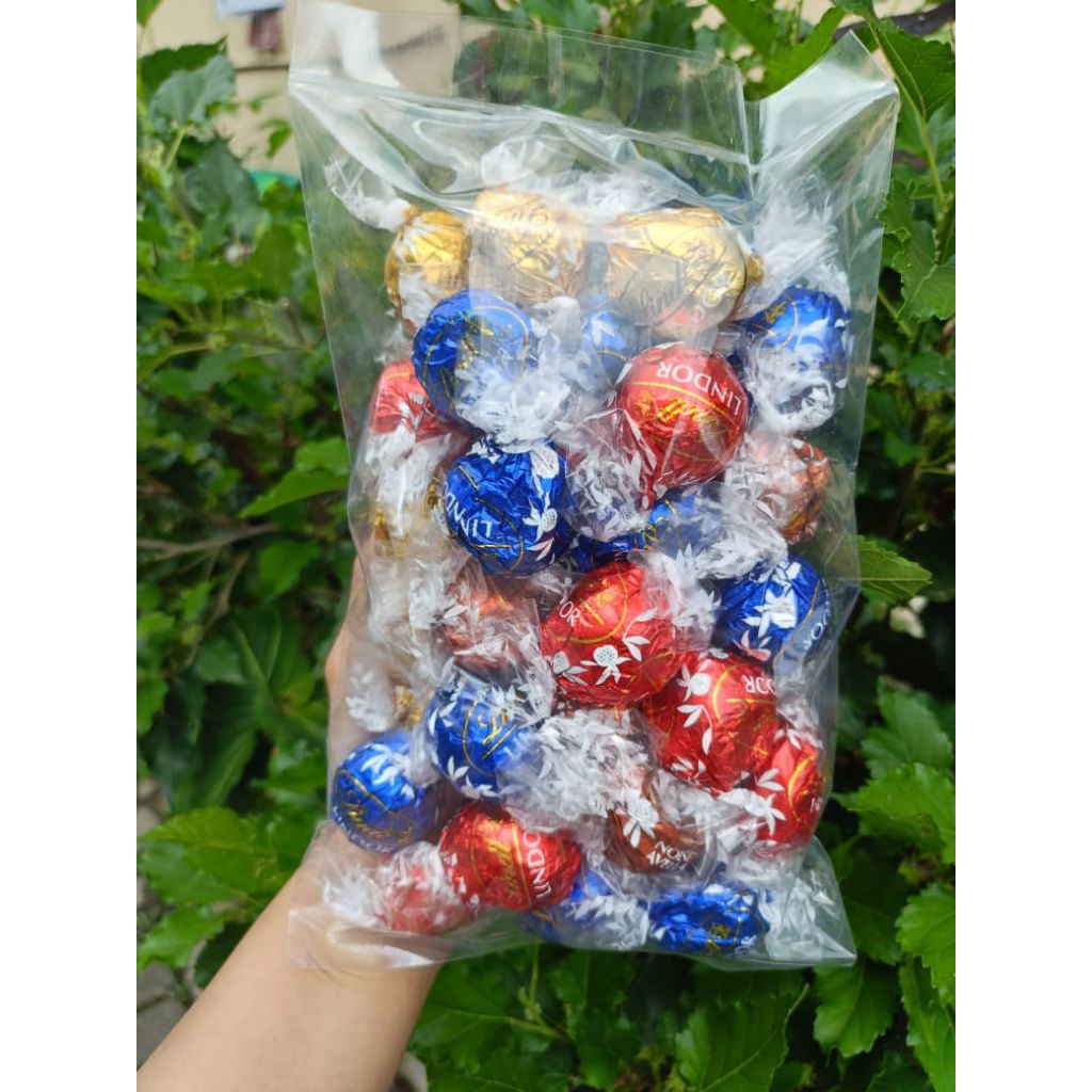 Jual Coklat Lindt chocolate swiss Lindor 500gr | Shopee Indonesia