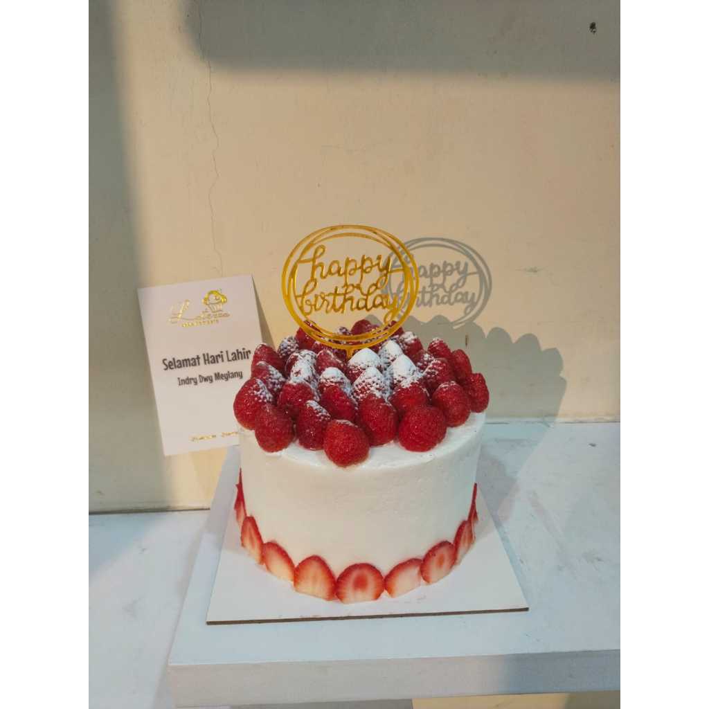 Jual cake Vanilla strawberry kue ulang tahun vanila | Shopee Indonesia