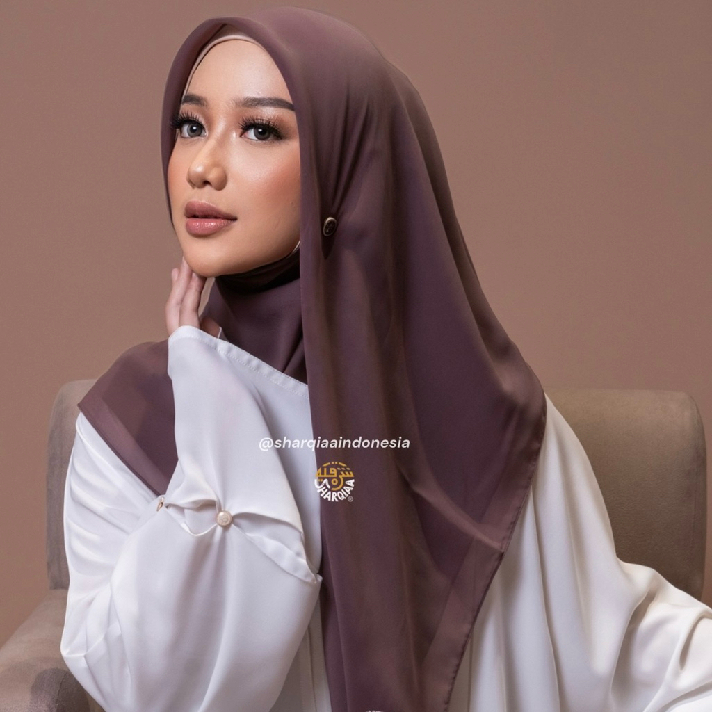 Jual SHARQIAA Hijab Segiempat Standar Plain Square 110x110 cm | Shopee ...