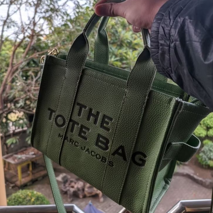 Jual Marc Jacobs The Tote Bag Second | Shopee Indonesia
