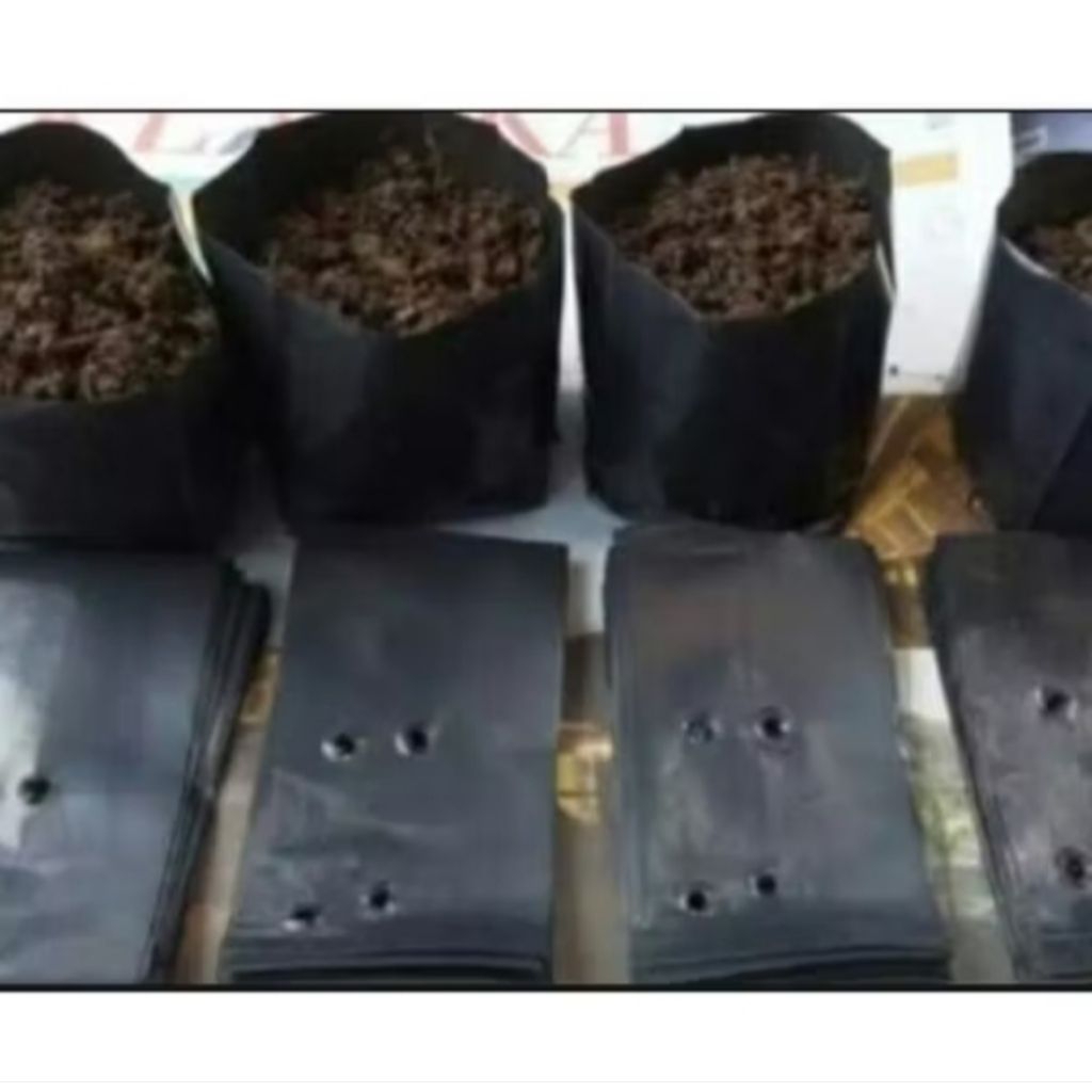 Jual plastik polibag/polibag ukuran 30X30 isi 30 lembar polibag garden ...