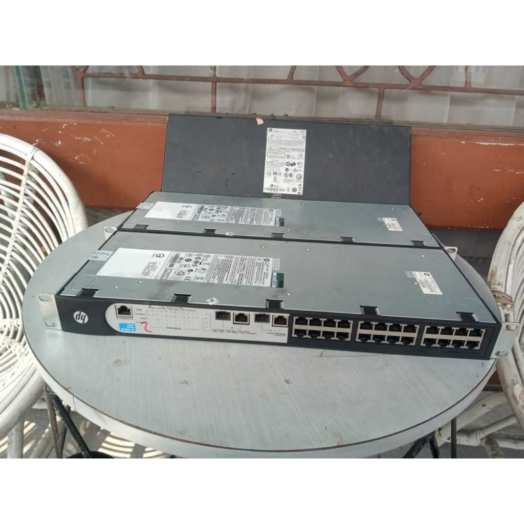 Jual Switch Hub Merk HP 24 Port Plus 2 Support Gigabit 10/100/100 ...