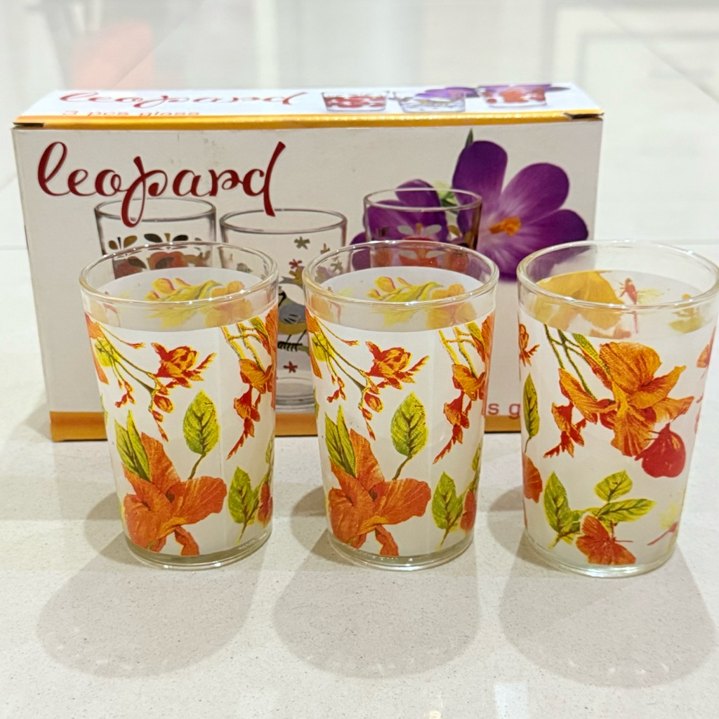 Jual Satu Set Gelas Kaca Printing Bunga Batik Stroberi isi 3 Leopard ...