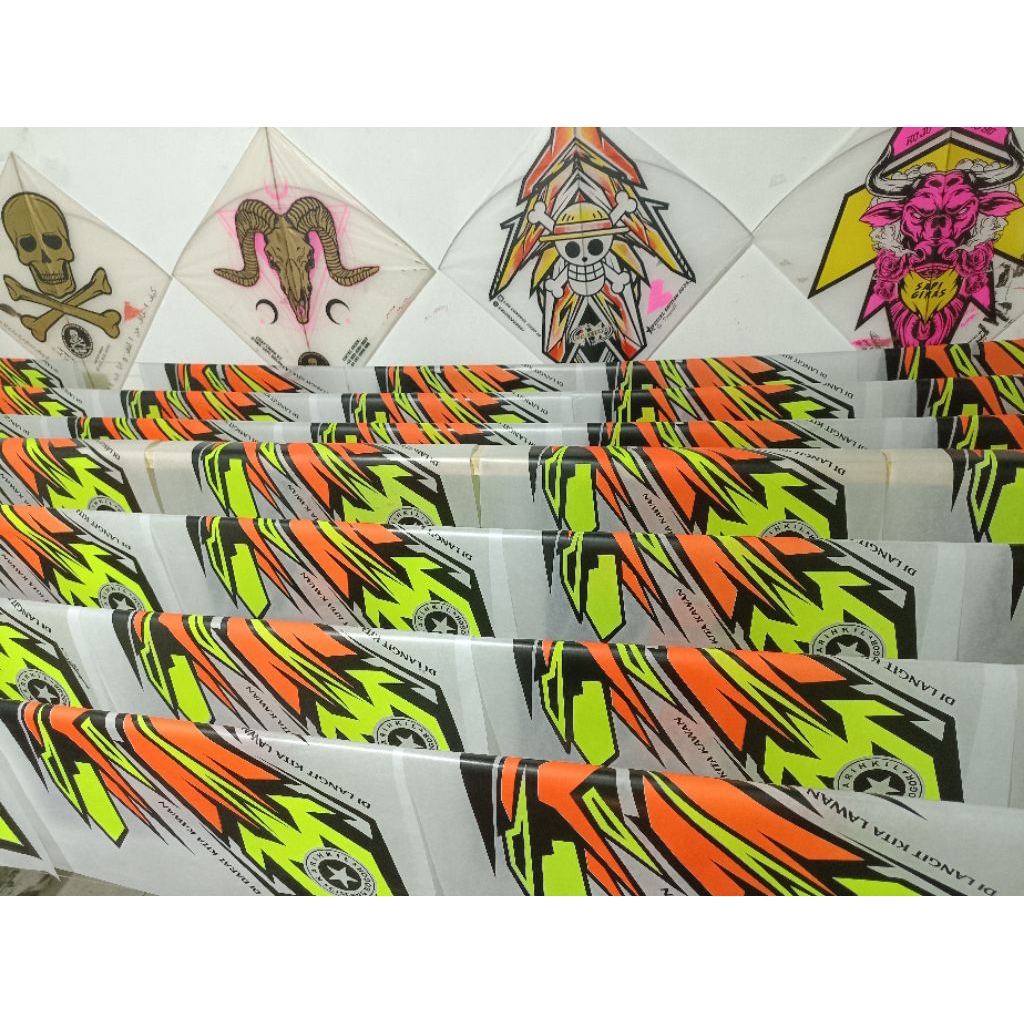 Jual KERTAS LAYANGAN PREMIUM SABLON SUKHOI 3 WARNA SPECIAL EDITION ...
