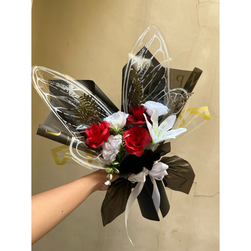 Jual Buket bunga/ Bouquet Bunga/ FLOWER BOUQUET / BUCKET BUTTERFLY KUPU ...