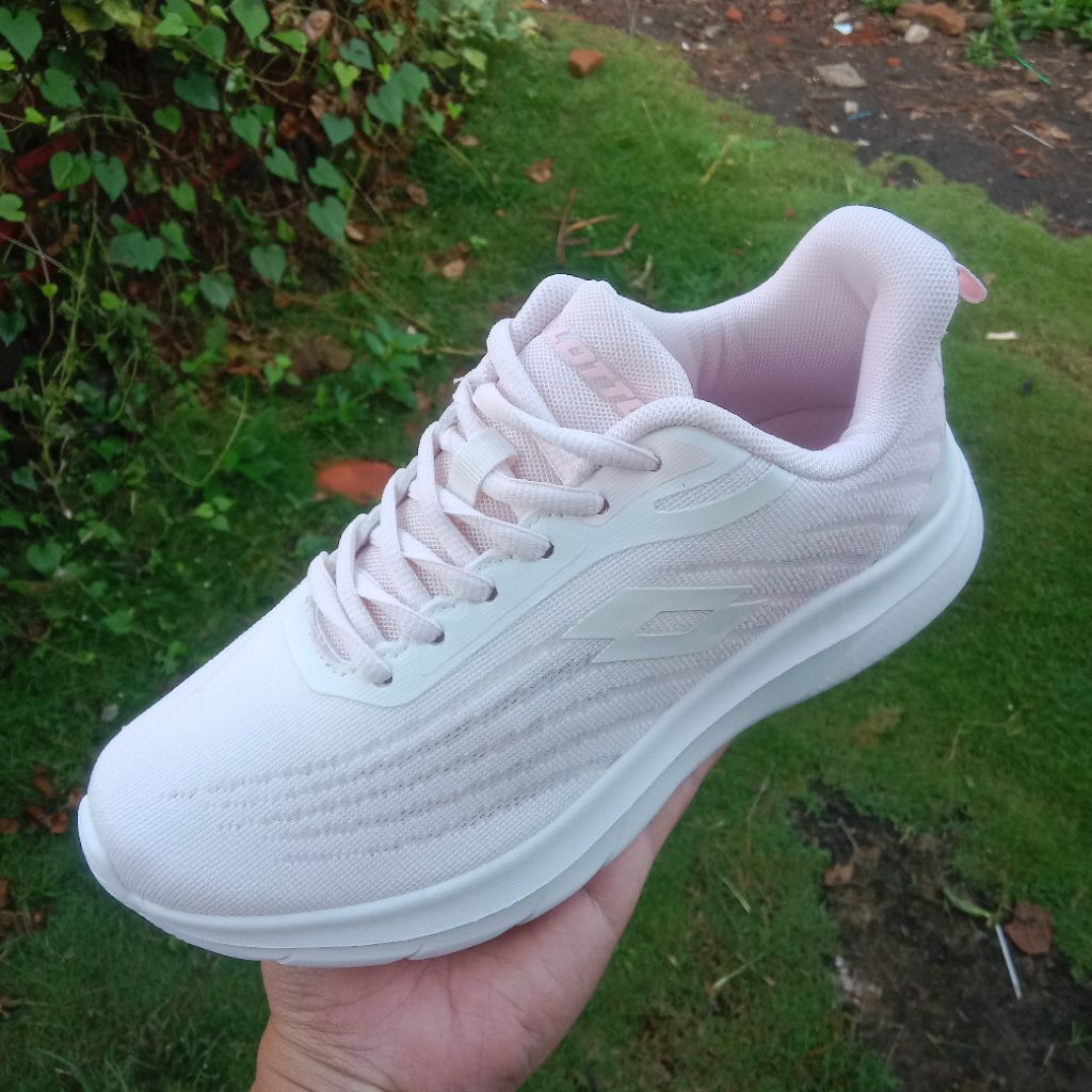 Jual Lotto ENZY Womens Running shoes Original | Shopee Indonesia
