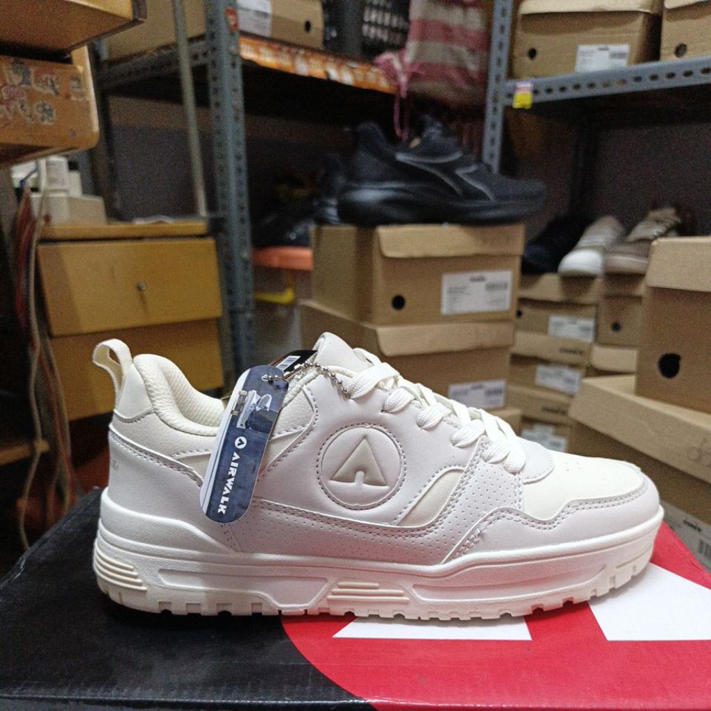 Jual Size 36 | Sneakers Airwalk Brexton- Beige Original | Shopee Indonesia