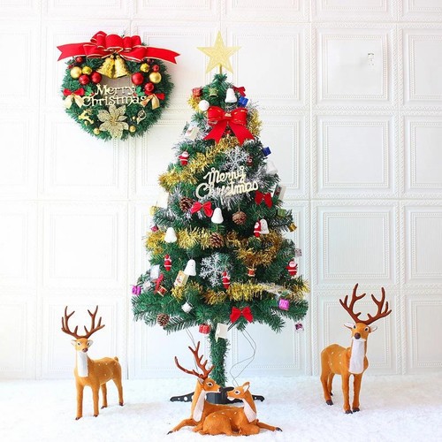 Jual Pohon Natal Bahan PVC Ukuran 150 cm Lengkap dengan Hiasan dan ...