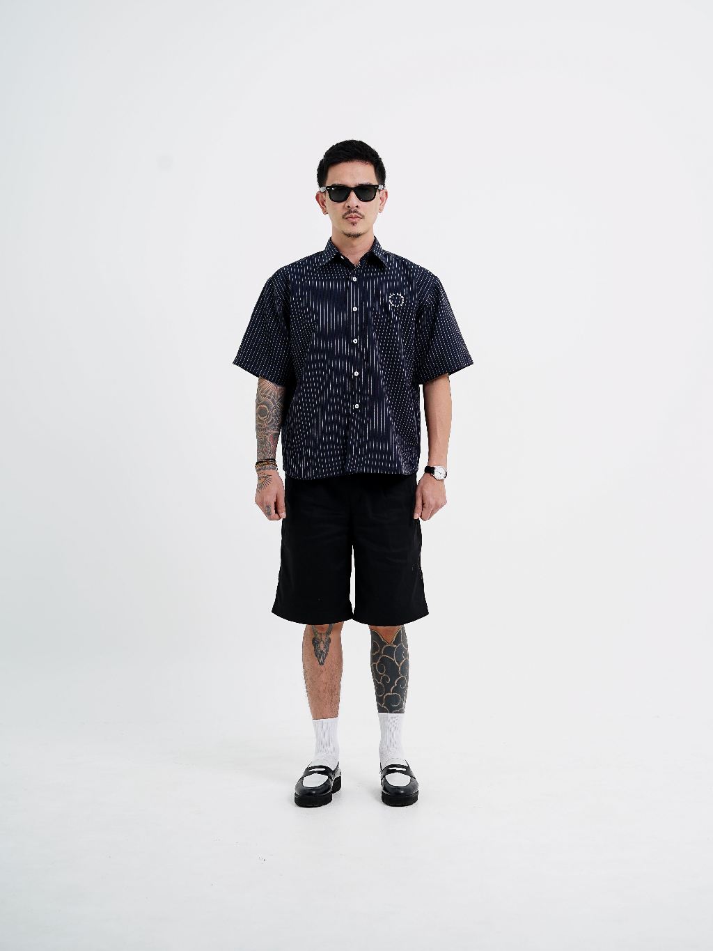 Jual All Around Faded Boxy Shirt Navy Embroidery Logo | Shopee Indonesia