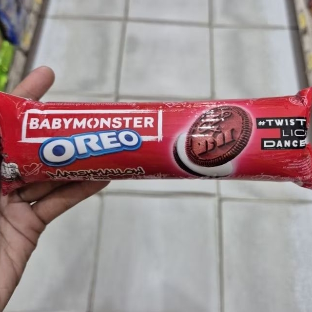 Jual Oreo Baby Monster biskuit rasa Marshmallow Creme Twist Lick dance ...