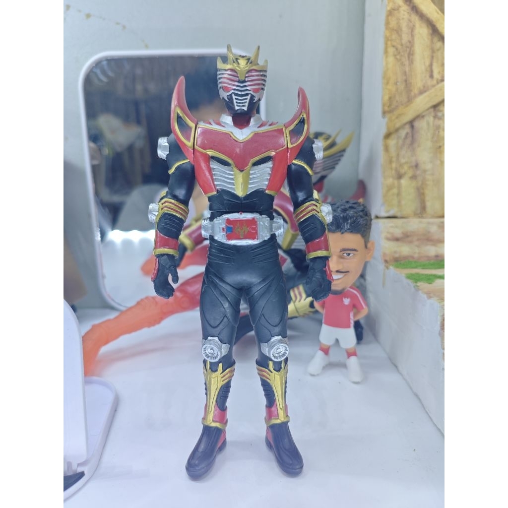 Jual Action Figure RHS Kamen Rider Ryuki Survive Tinggi 17 CM | Shopee ...