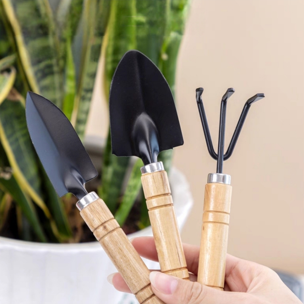 Jual GYN Set Alat Berkebun Sekop Garpu Cangkul Mini Sedang 3 in 1 ...
