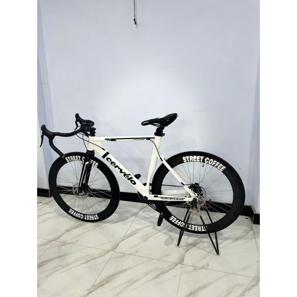 Jual Roadbike/Sepeda balap CERVELO warna putih | Shopee Indonesia