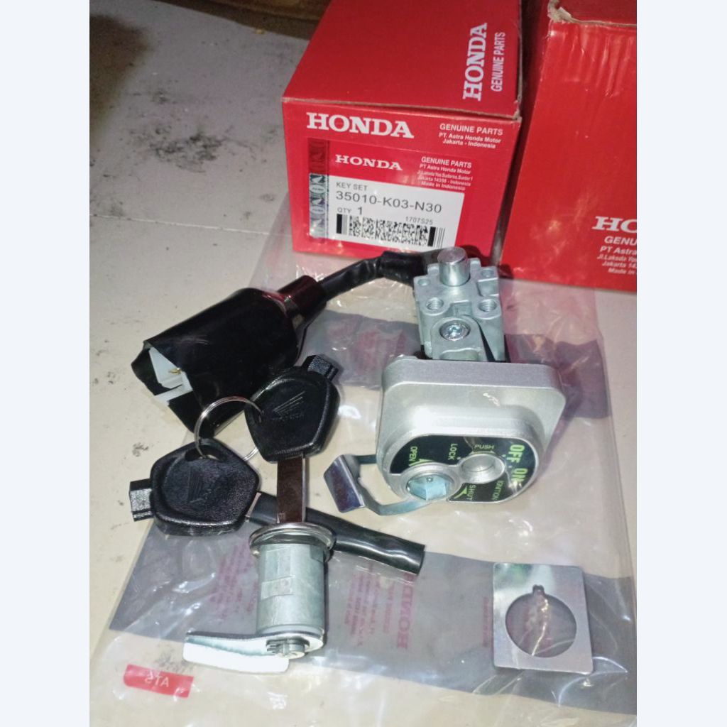 Jual KUNCI KONTAK ASSY SET KOMPLIT HONDA REVO FI INJEKSI REVO FIT REVO ...