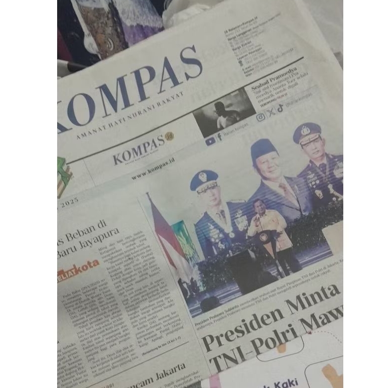 Jual baca ironi di surat kabar: Kompas Edisi 31 Jan 2025 meneropong ...