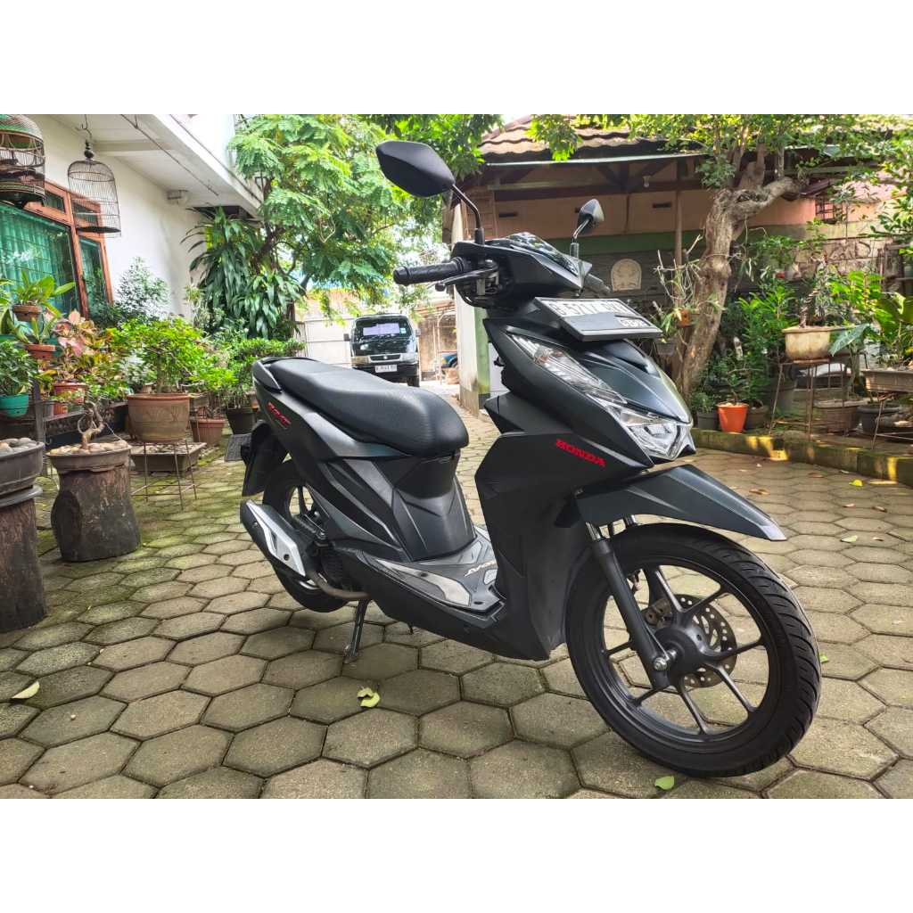 Jual Motor Honda Beat Deluxe 2023 Warna Hitam Doff CBS ISS - Seken ...
