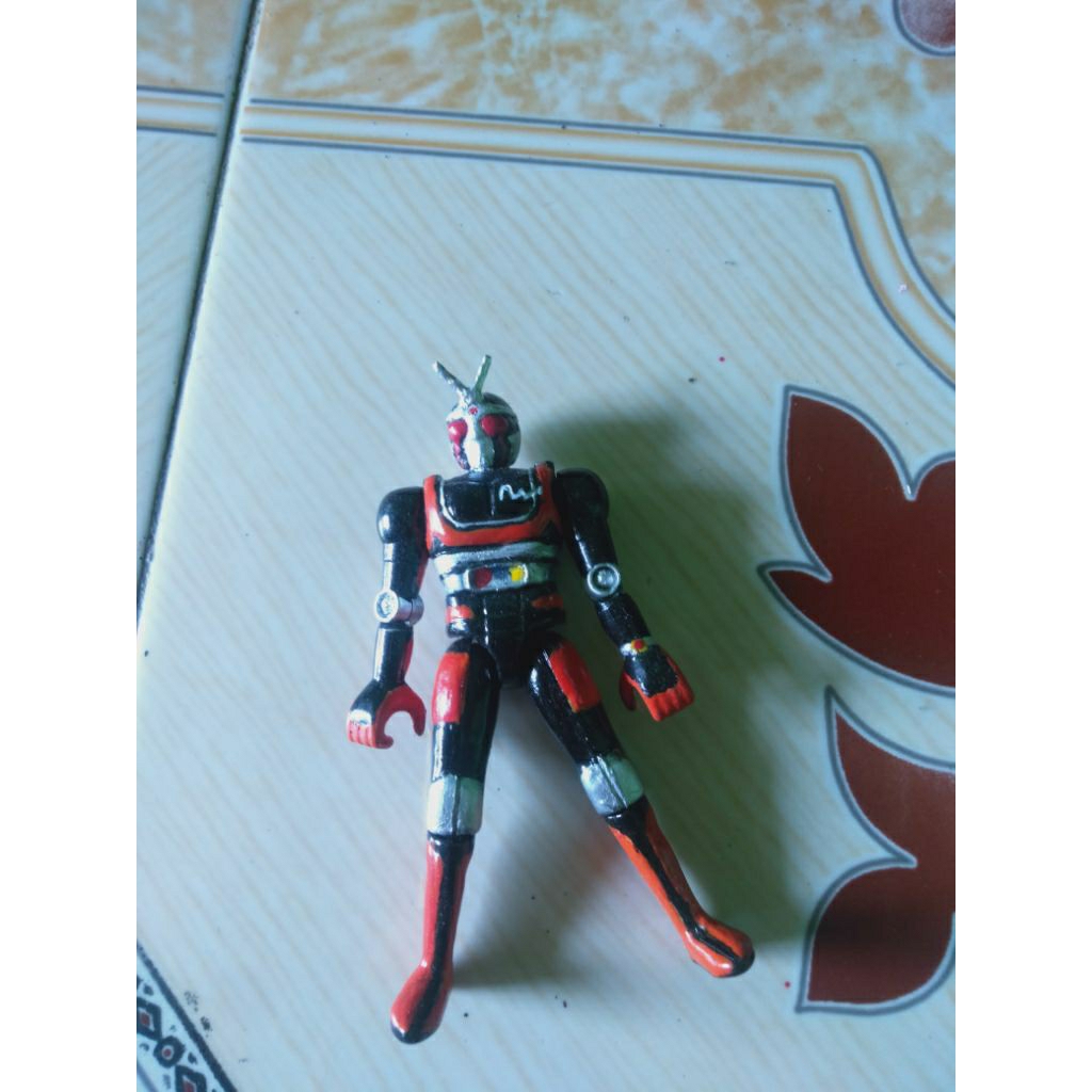 Jual Action figure Kamen Rider Robo vintage custom repaint bahan BESI ...