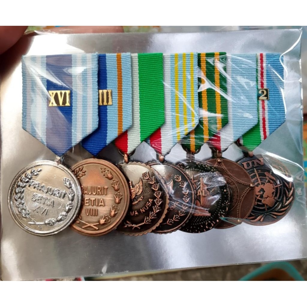 Jual Satya lencana pakaian dinas upacara(pdu/mendali)tni polri asn ...