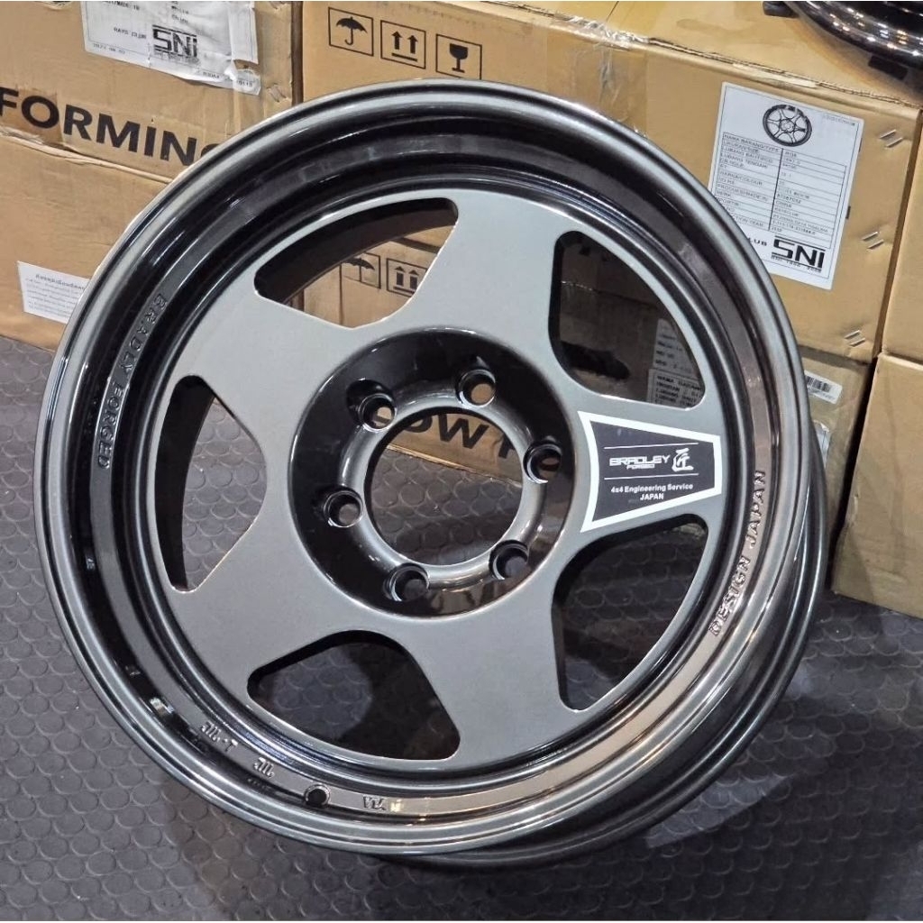 Jual velg mobil rally ring 18 BRADLEY TAKUMI R18 LEBAR 9 velg r18 Ford ...
