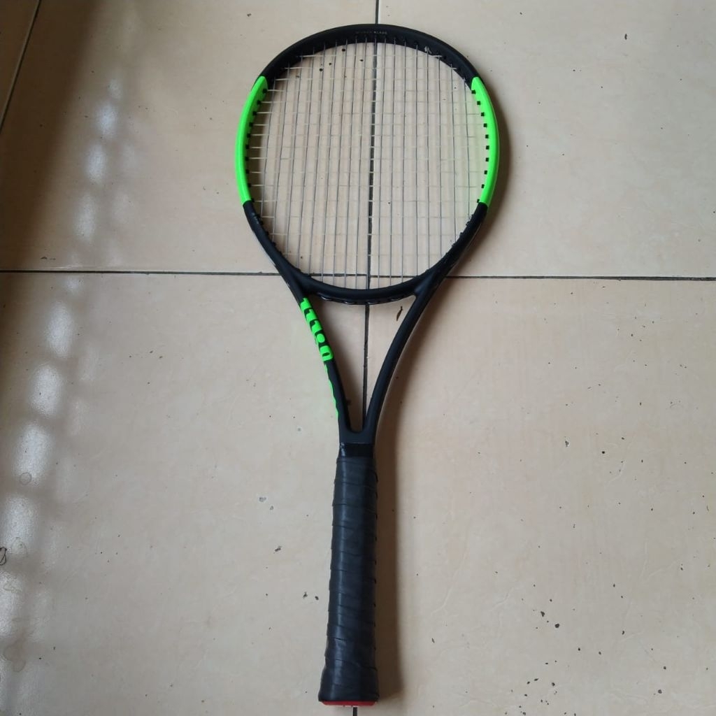 Jual Raket tenis wilson blade 98s v6.0 original | Shopee Indonesia