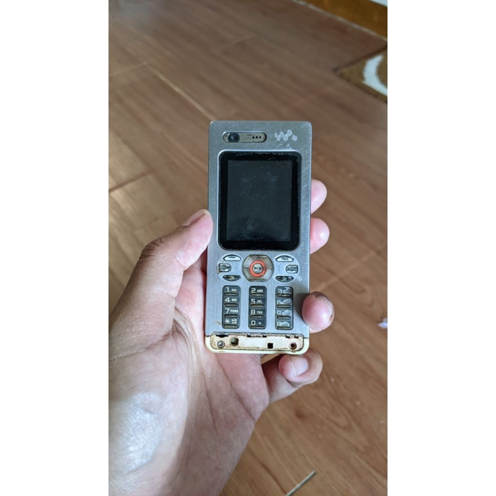 Jual Sony Ericsson W880i | Shopee Indonesia