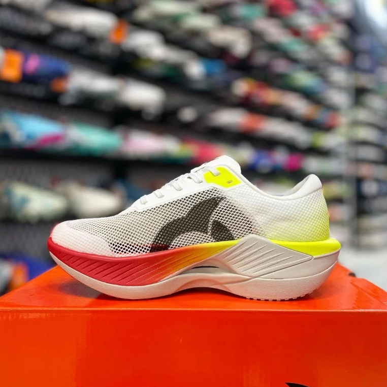 Jual sepatu running, ortuseight solar 1.1 white sunrise | Shopee Indonesia