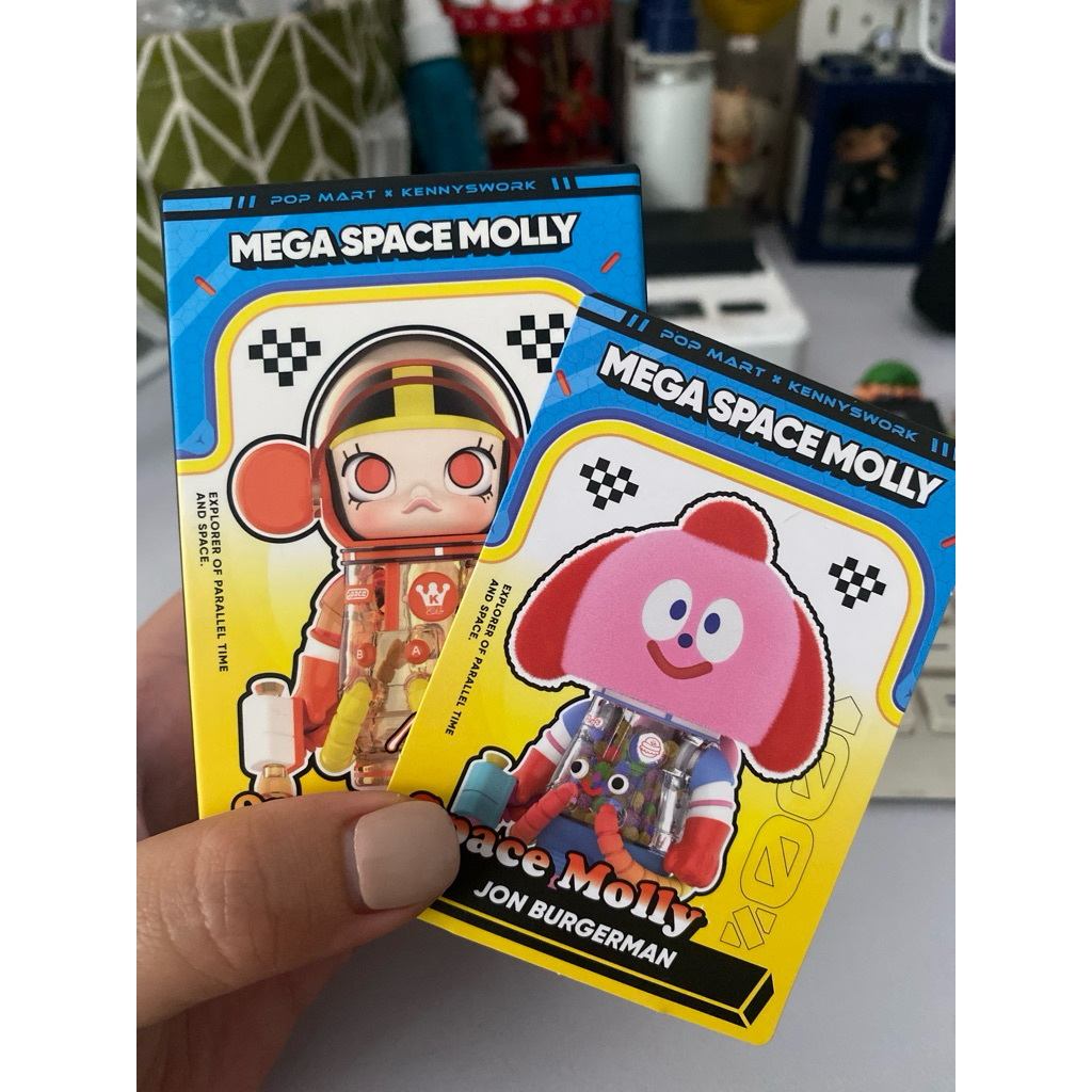 Jual POP Mart Mega Space Molly Jon Burgerman | Shopee Indonesia