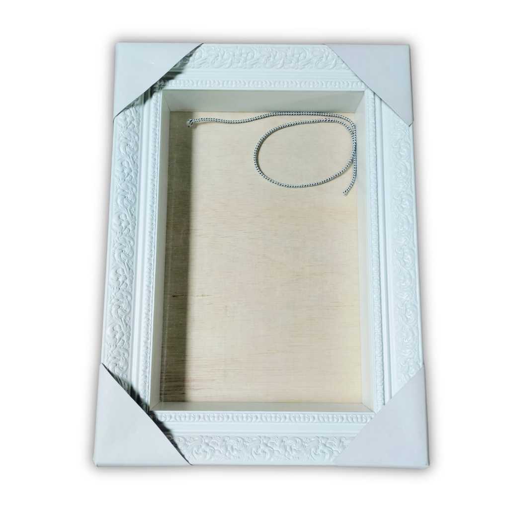 Jual Frame Mahar Uk 20x30 Putih Ukir fiber 4cm | Shopee Indonesia
