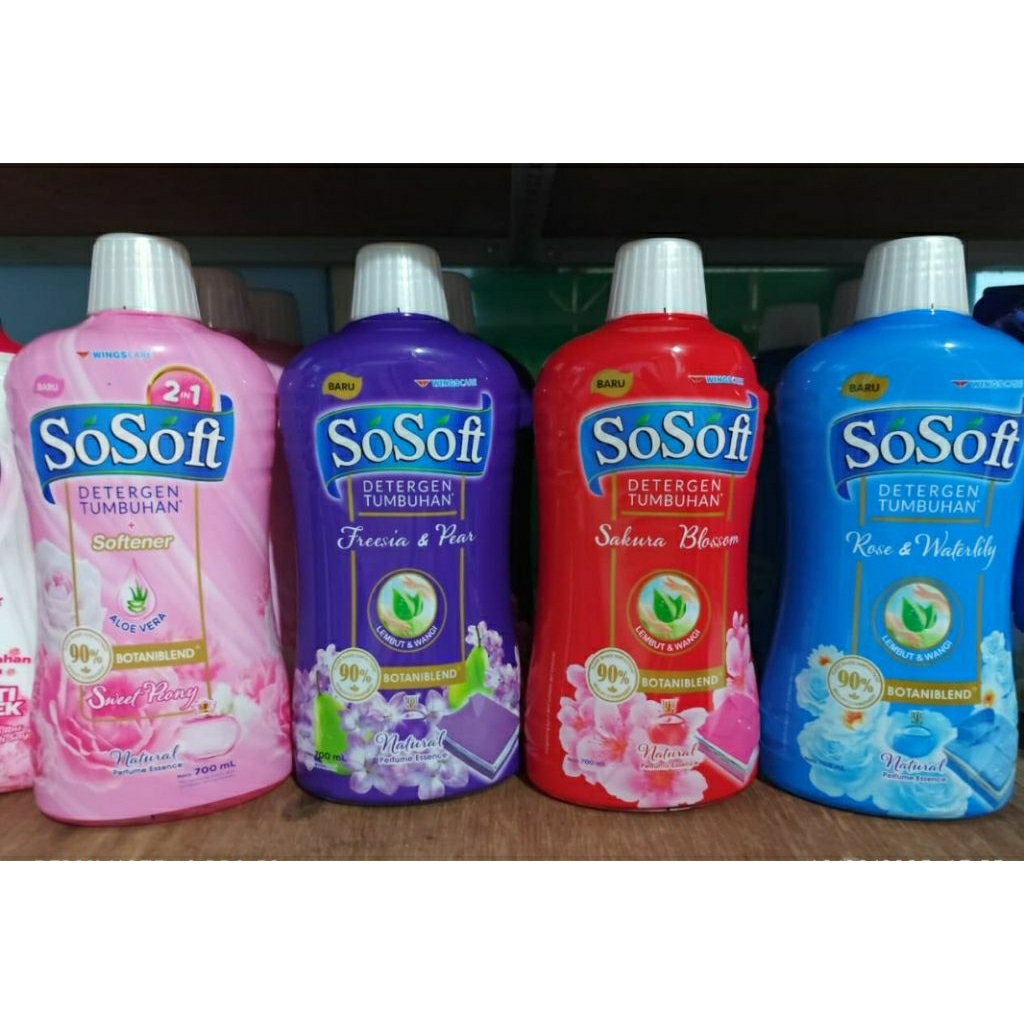 Jual Sosoft detergen cair botol 700ml | Shopee Indonesia
