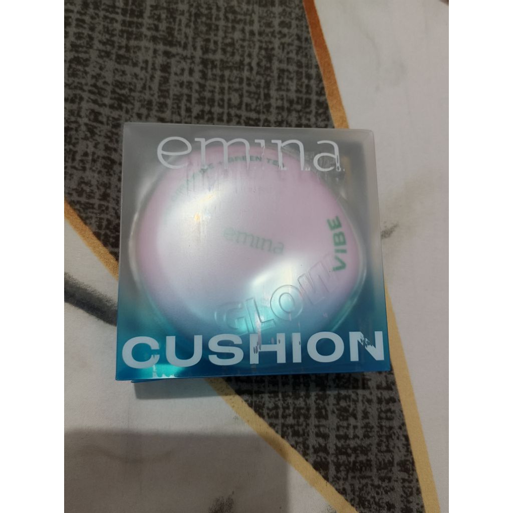 Jual Emina Glow Cushion Shade NO2 Amber | Shopee Indonesia