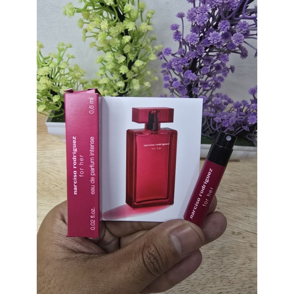 Jual vial parfum NARCISO RODRIGUEZ FOR HER EDP INTENSE 0,6ML | Shopee ...