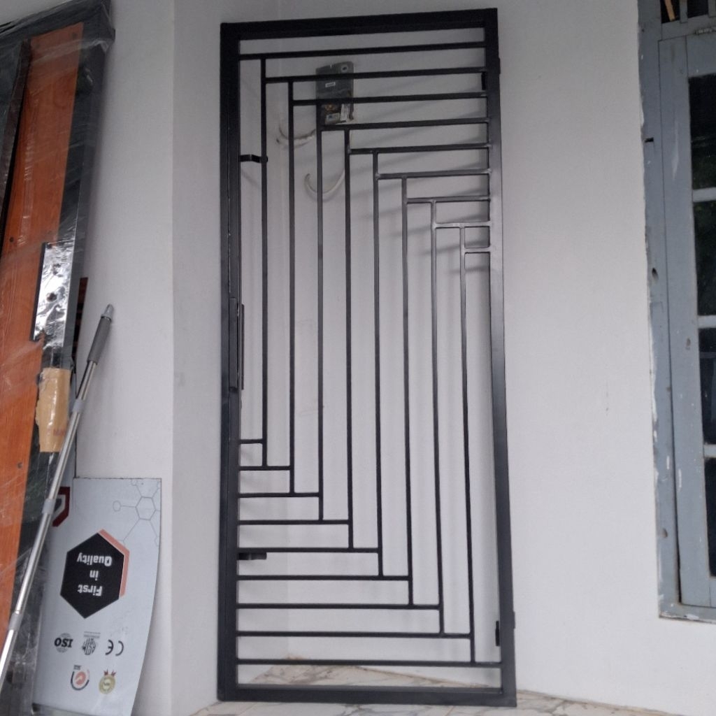 Jual Tralis besi pintu besi tralis jendela | Shopee Indonesia