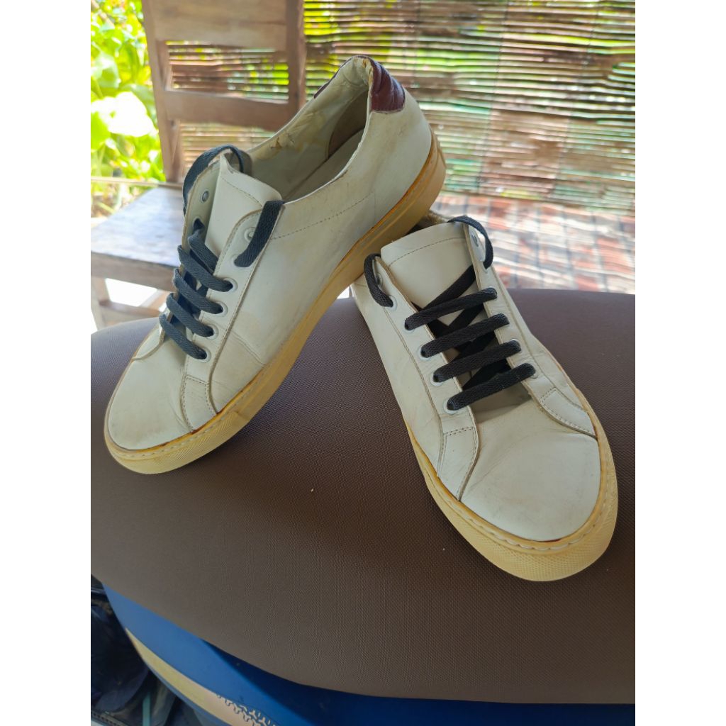 Jual Sepatu COMMON PROJECTS MADE IN ITALY 42 - 26,5cm (Secondhand ...