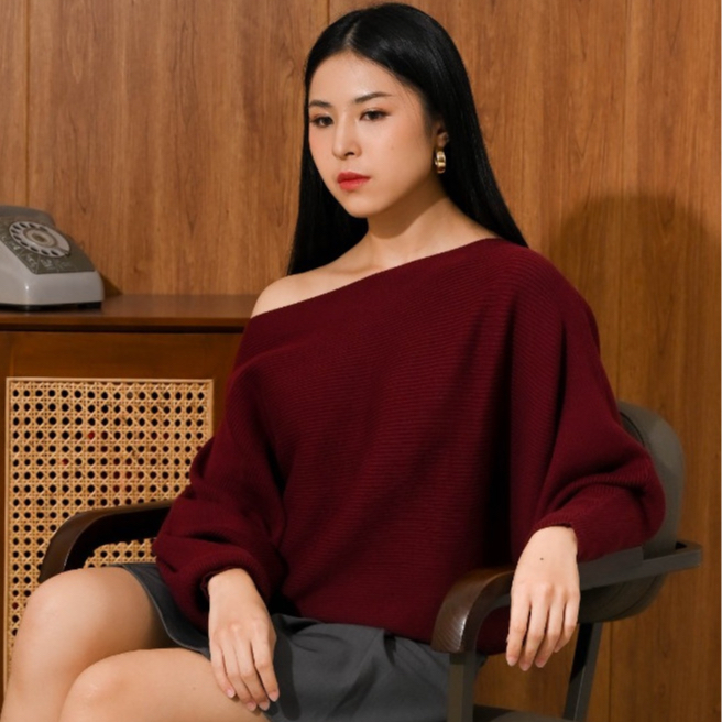 Jual SUETERCLOTH - Amber Batwing Knit Top/Knit Top Wanita/Oversize sweater knit/Sabrina knit top ...