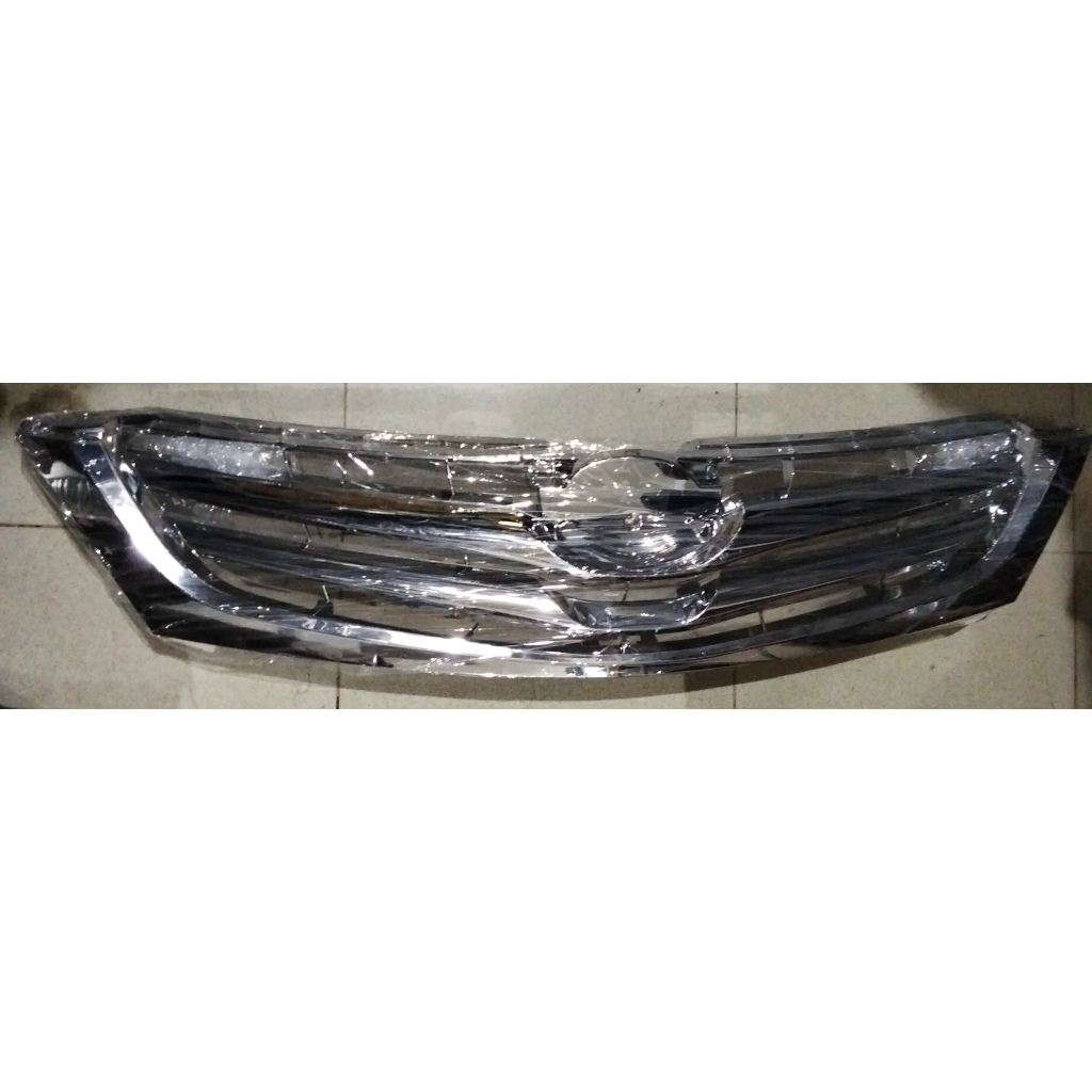 Jual Grille Gril Grill Ram Radiator Depan inova Innova 2008 2009 2010 ...