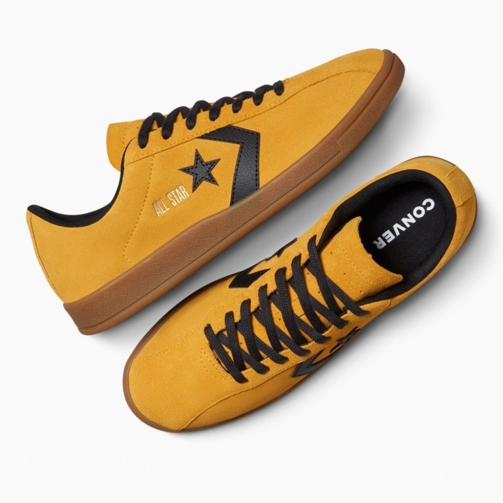Jual Sepatu Sneakers Converse All Star Classic Trainer - Yellow Bruce ...