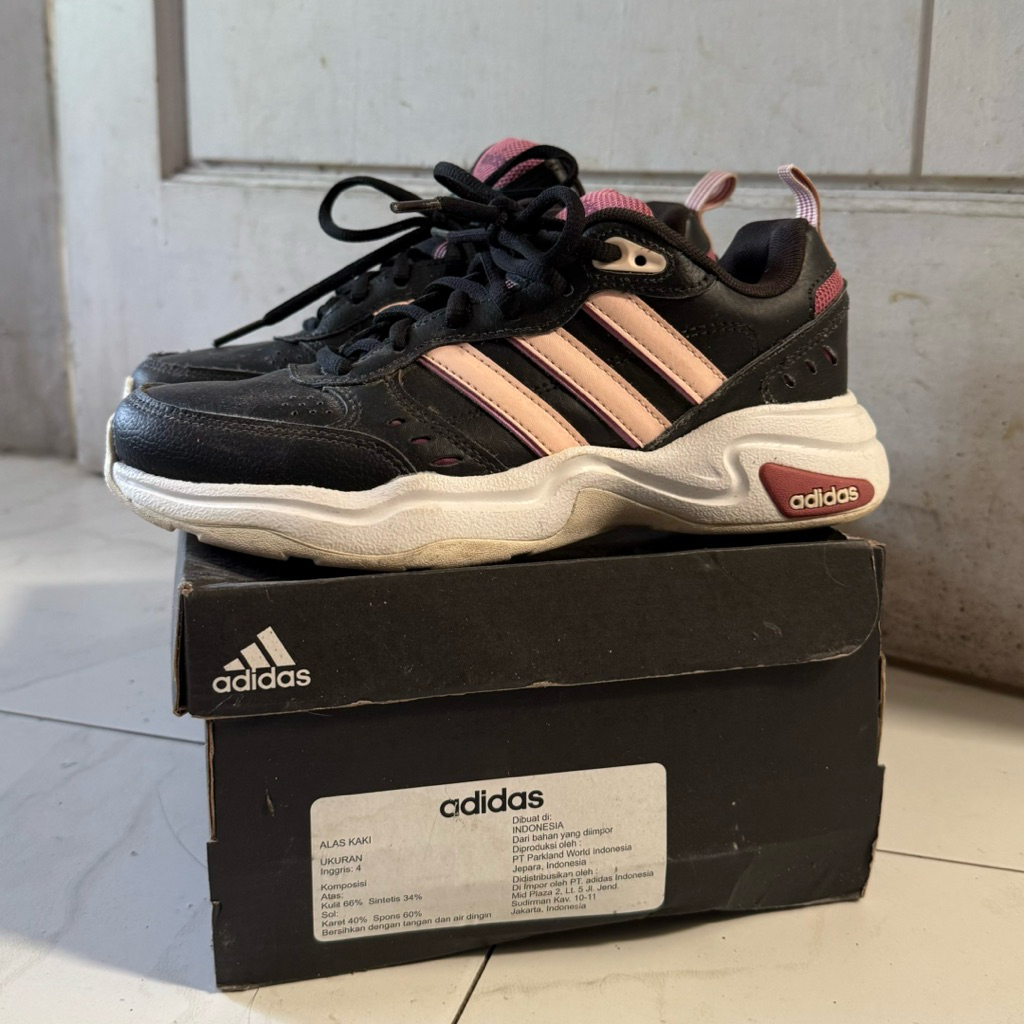Jual Sepatu adidas running tennis padel neo strutter black pink ...