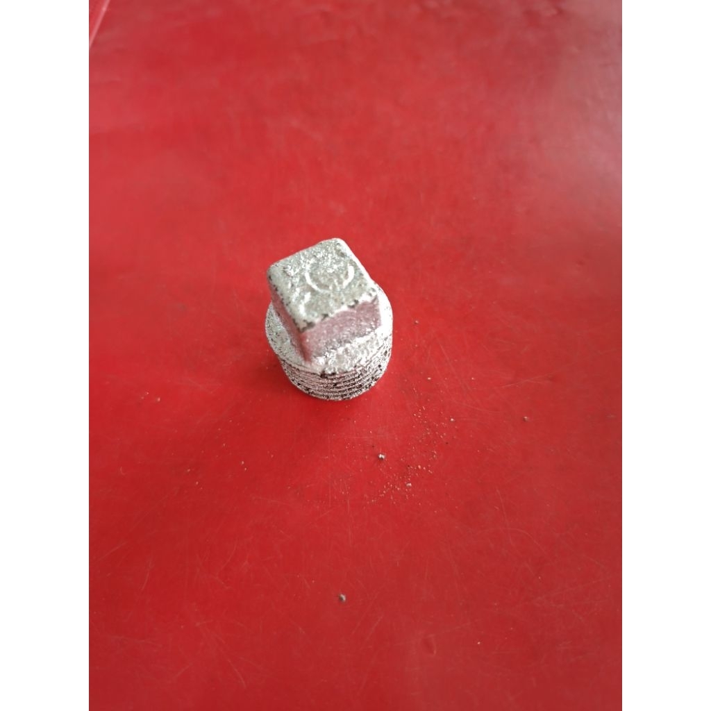 Jual fiting galvanis plug 1/2 in tutup pipa besi drat luar | Shopee ...